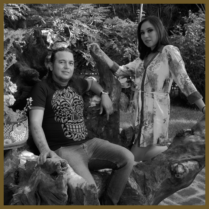 Laura & Paris •